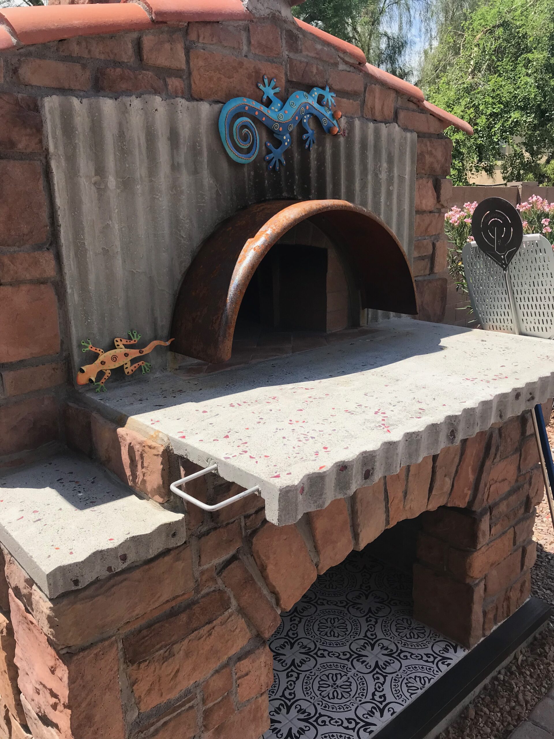 Pompeii 42 Stone And Brick Metal Arch Salamader Art - Forno Bravo ...