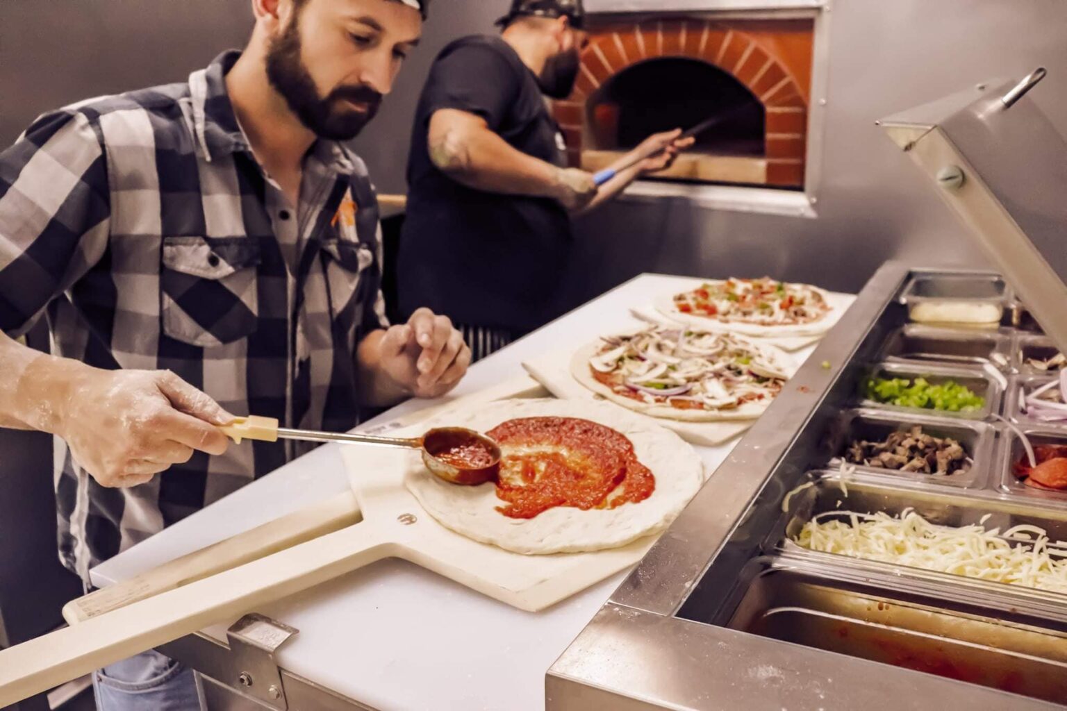 Hearth and Hops Wood Fired Pizza Food Truck in MI Features a Viaggio100 ...