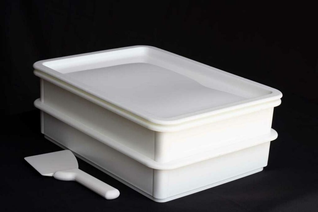 Two Stackable Residential Dough Boxes + 1 Lid & 1 Scraper - Forno Bravo ...