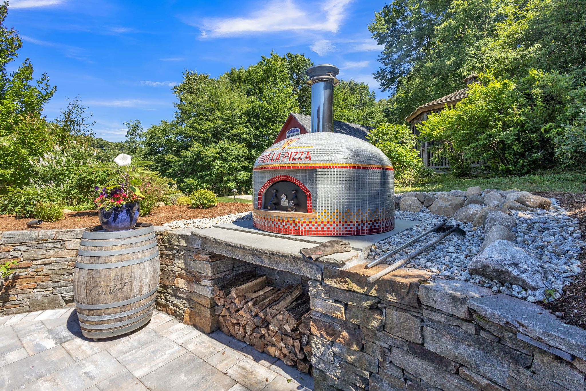 102 Reservoir Ave Broad Brook CT 06016 USA Exterior 081A7951 - Forno ...